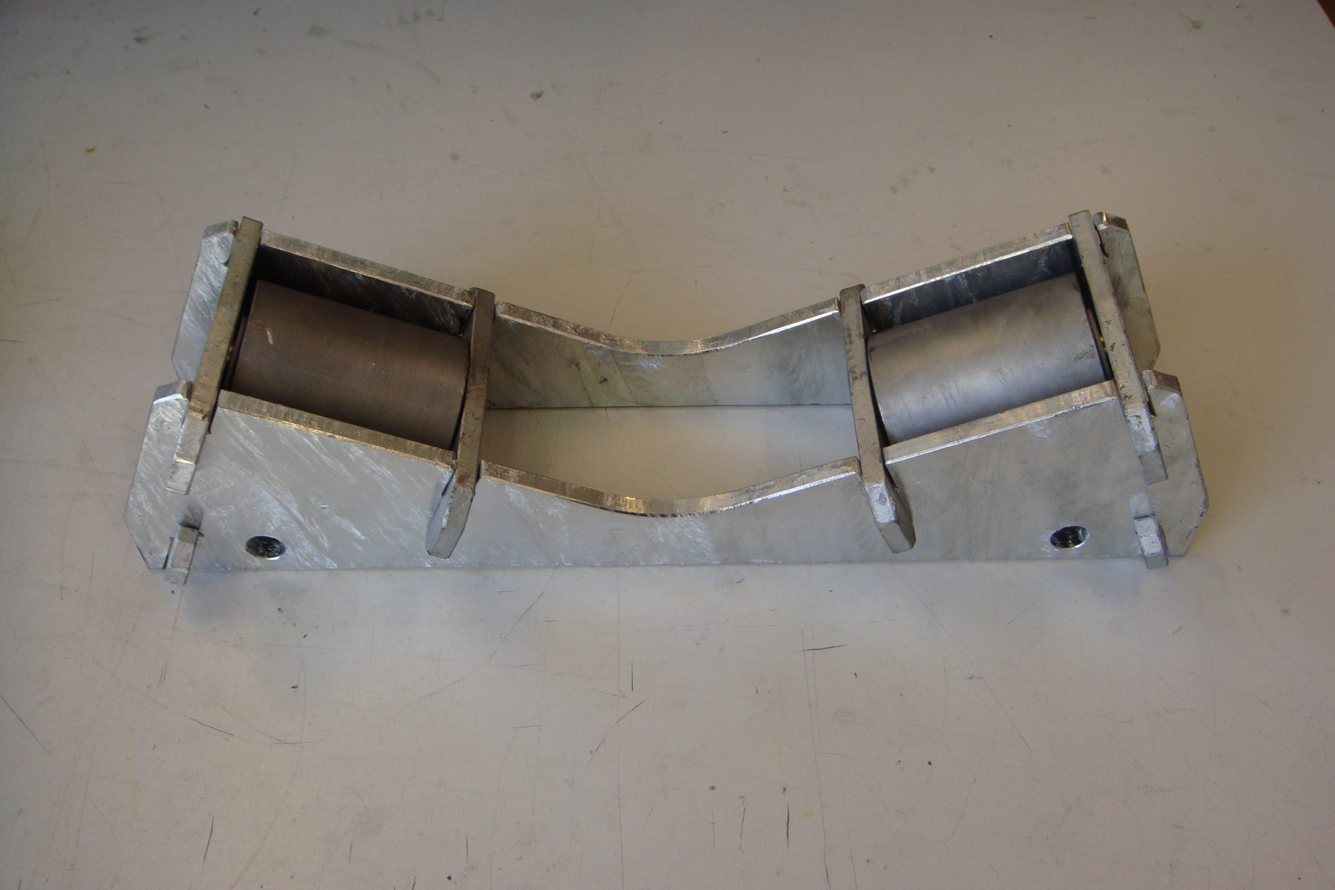 3.6.2.1 BERNECKER Roller Support - Cobalch ApS